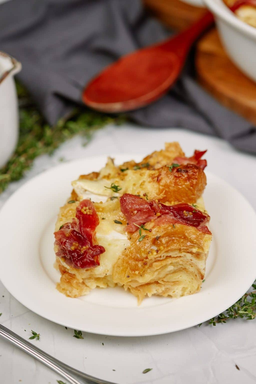 Brie and Croissant Breakfast Casserole - Casserole Recipes